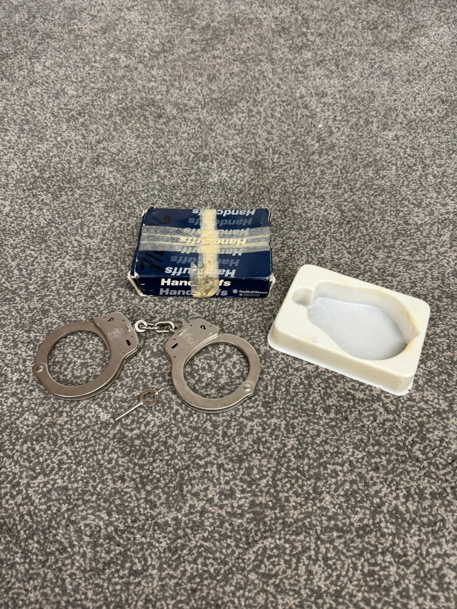 Vintage Smith & Wesson Model 100 Chain Handcuffs Ex Police Cuffs ...
